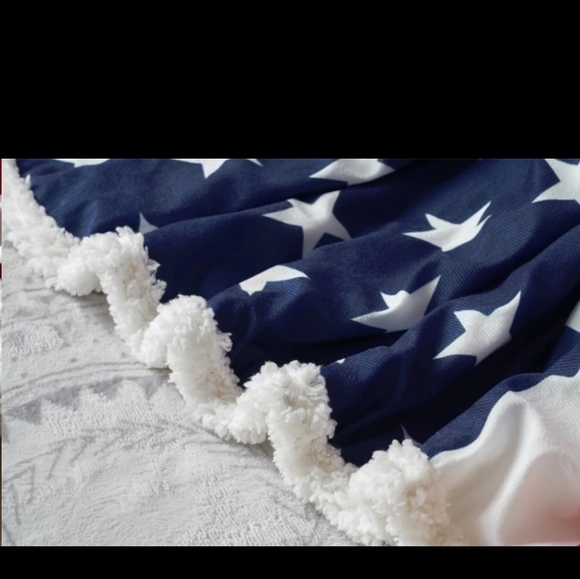 Bedding | American Flag Plush Fleece Blanket | Poshmark